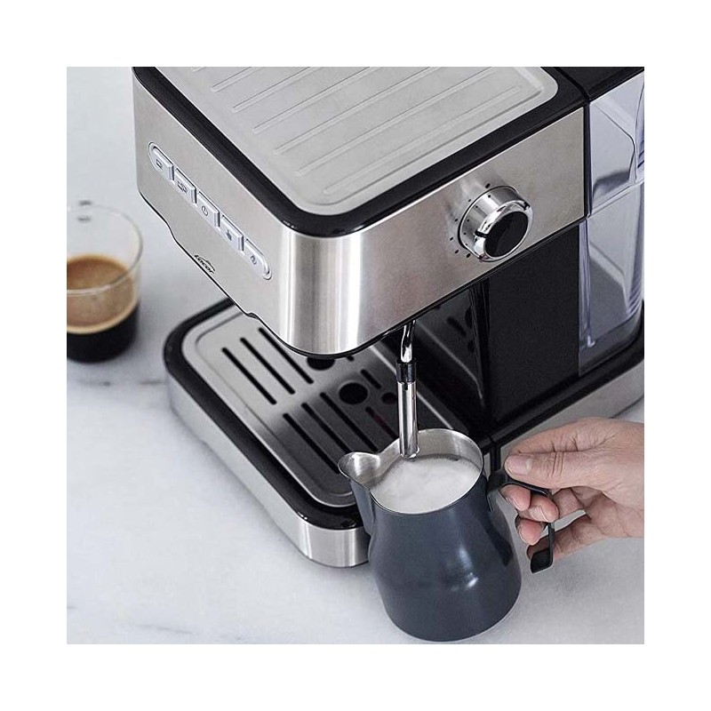 Caffettiera espresso con 2 erogazioni caffè e funzione scalda latte Lacor.